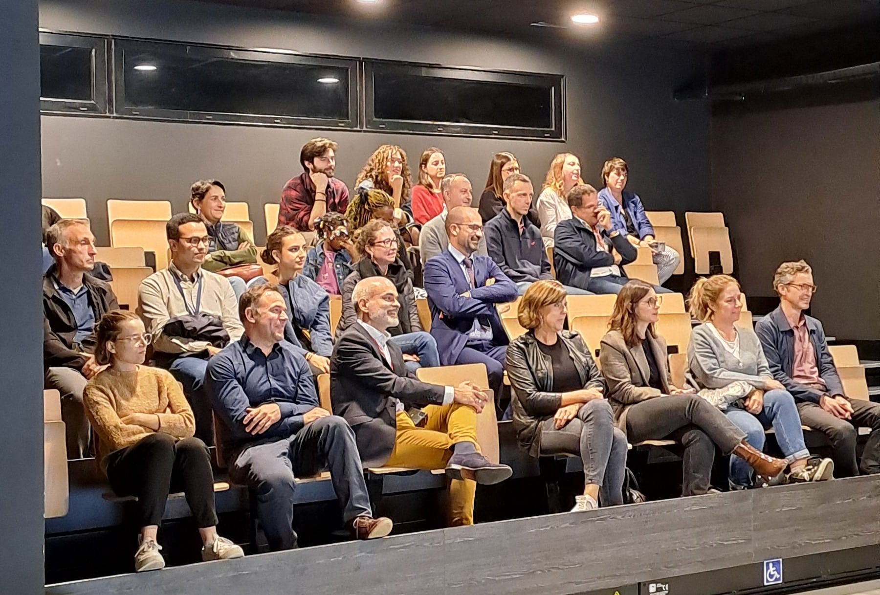 Découvrez les métiers du Crous de Bordeaux Aquitaine en vidéo ! - Crous ...